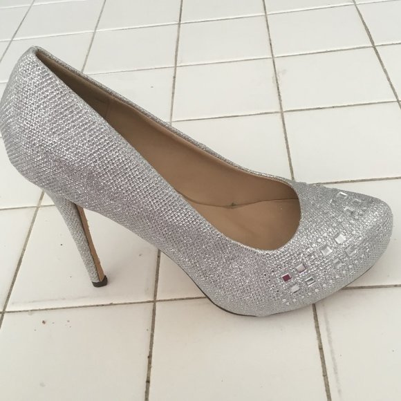 Celeste | Shoes | Celeste Dressy Closed Toe Pumps Shimmer High Heel Stones Platform Silver ...